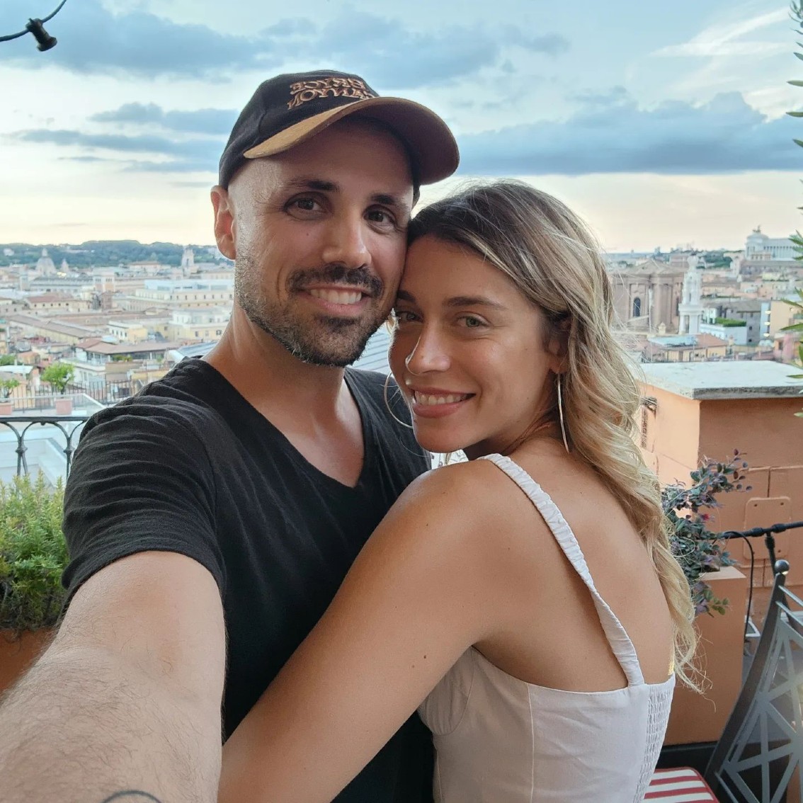 Ludovica Frasca a due settimane dall'annuncio dell'addio col marito ...