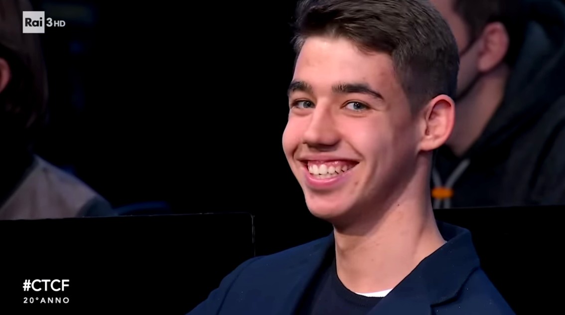 Il figlio 18enne di Fabio Fazio, Michele, appare per la prima volta in ...