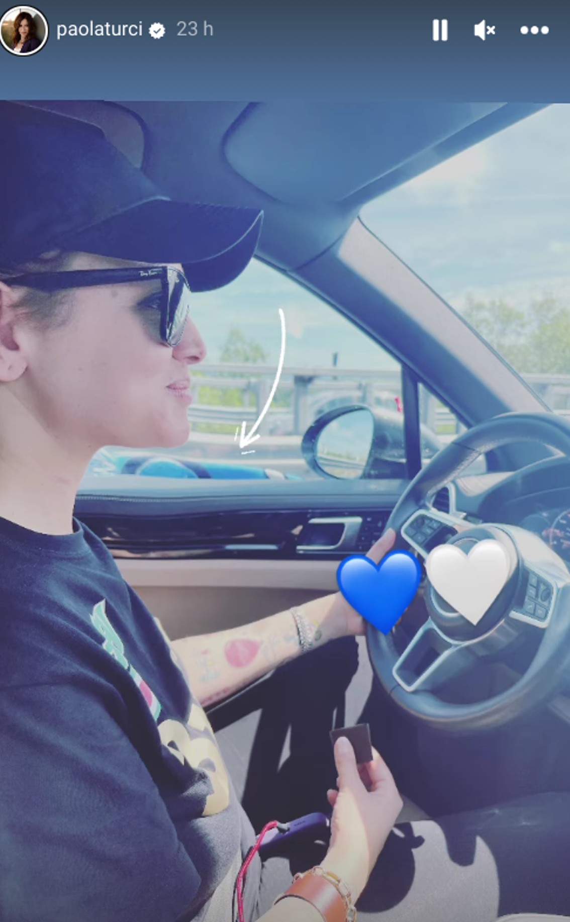 Francesca Pascale e la moglie Paola Turci corrono a Napoli per ...