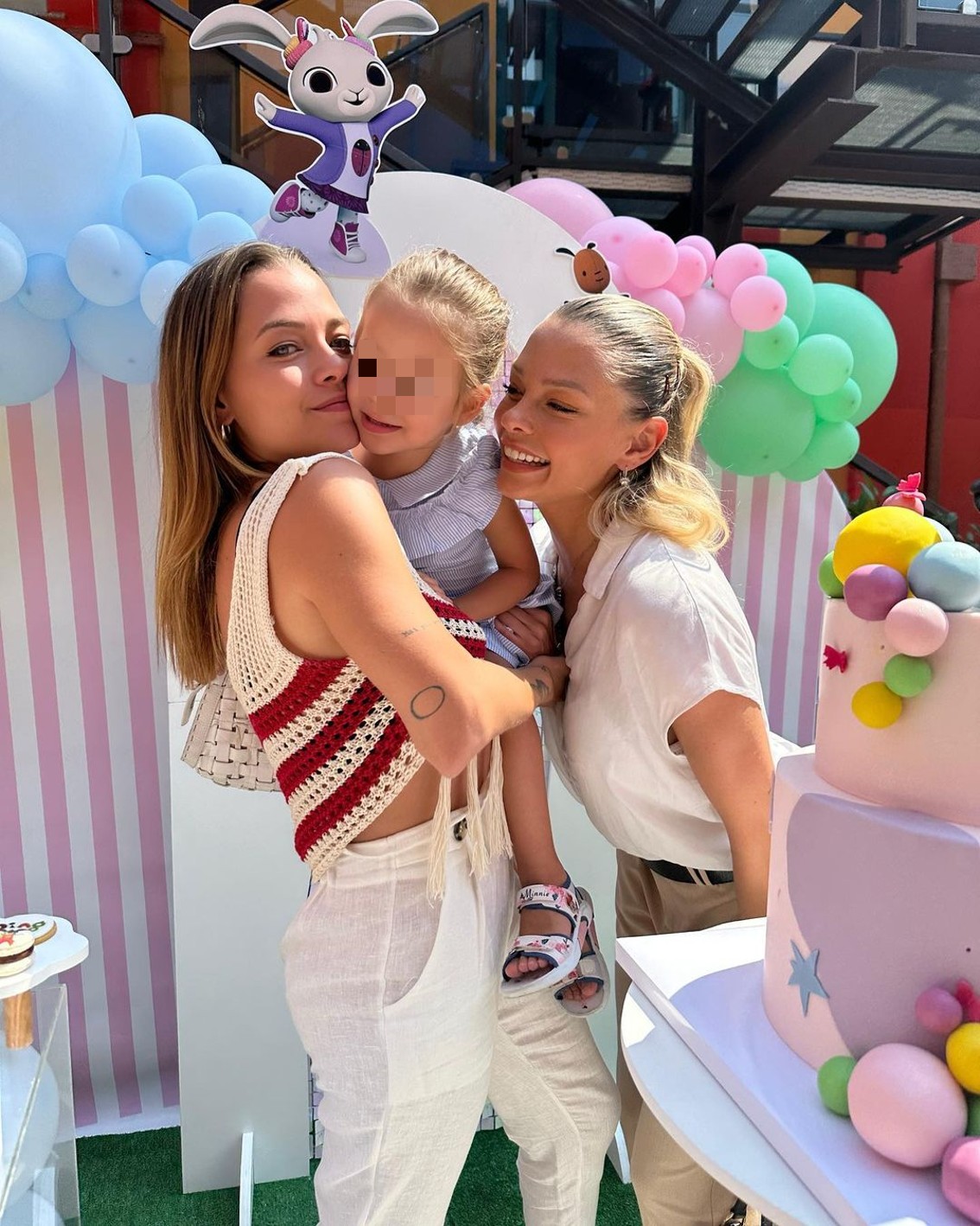 Le Donatella fanno una grande festa a tema per il compleanno di Nicole ...