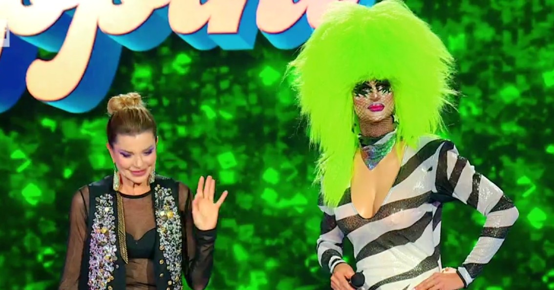 Francesco Oppini sorprende Alba Parietti travestito da drag queen ...