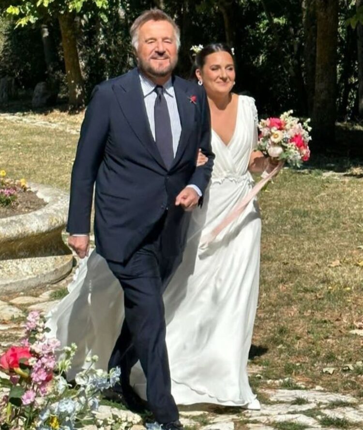 Maria Rosa De Sica, figlia di Christian De Sica, si è sposata tra ...