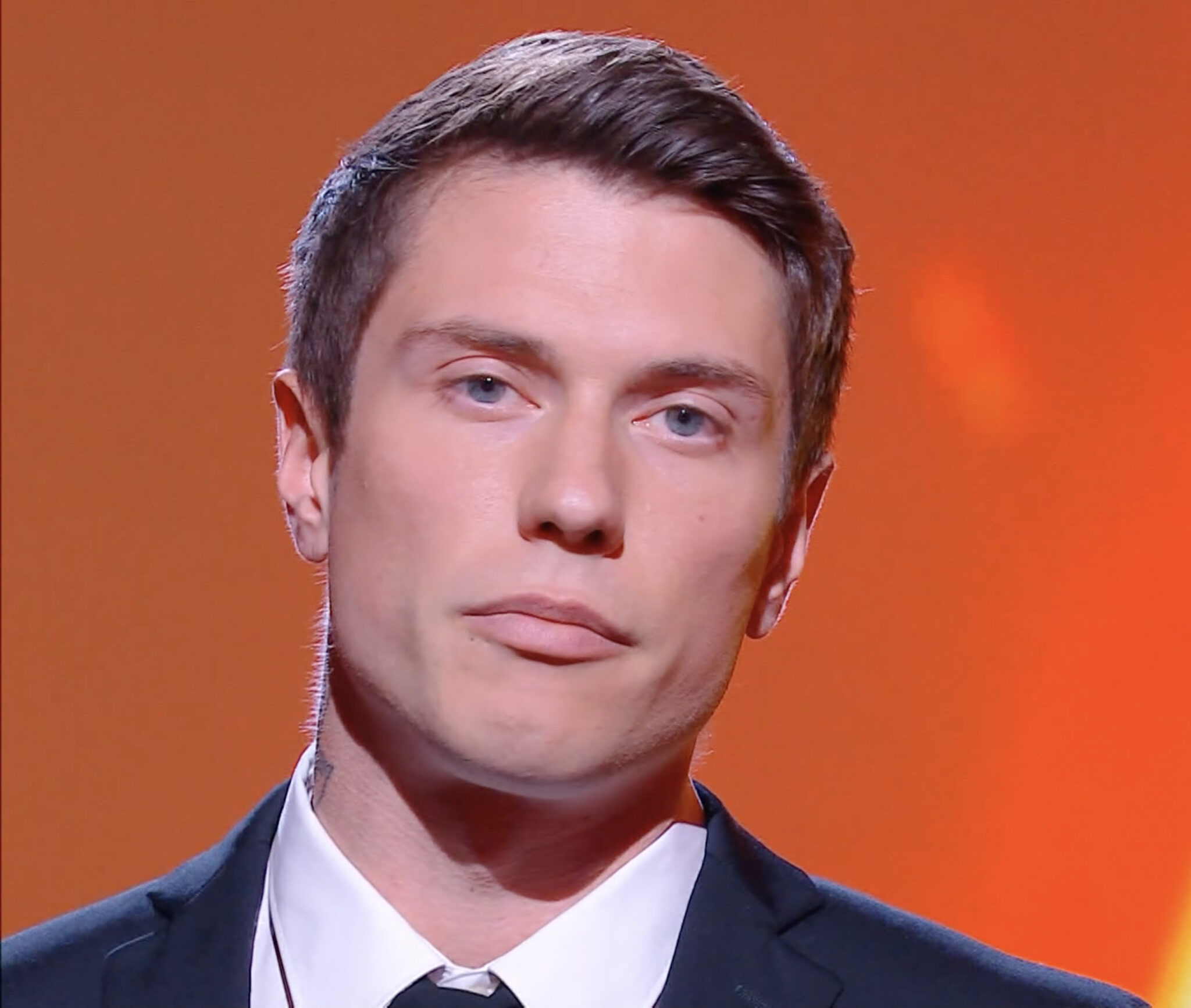 ''Alle 4.30 del mattino ero steso sul pavimento a fissare una parete ...