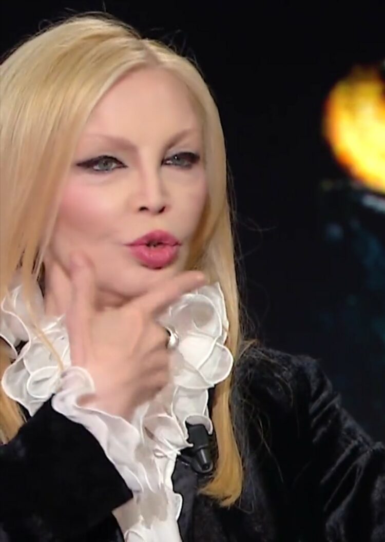 ''Non mi sono mai fatta niente'': Patty Pravo parla di chirurgia estetica in tv e stupisce ...