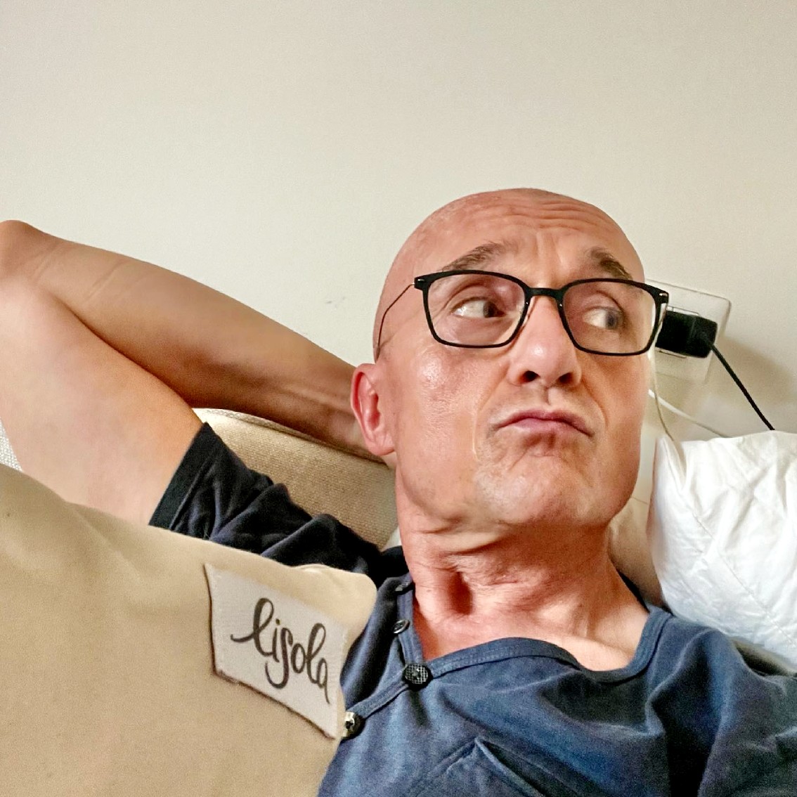 ''Sono terrorizzato da aghi e chirurgia estetica'': Alfonso Signorini ...