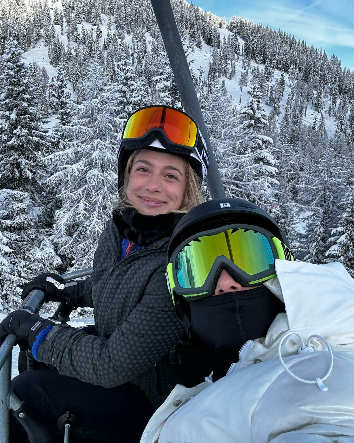 Il cantante Ultimo e la figlia di Heather Parisi, Jacqueline Luna Di ...