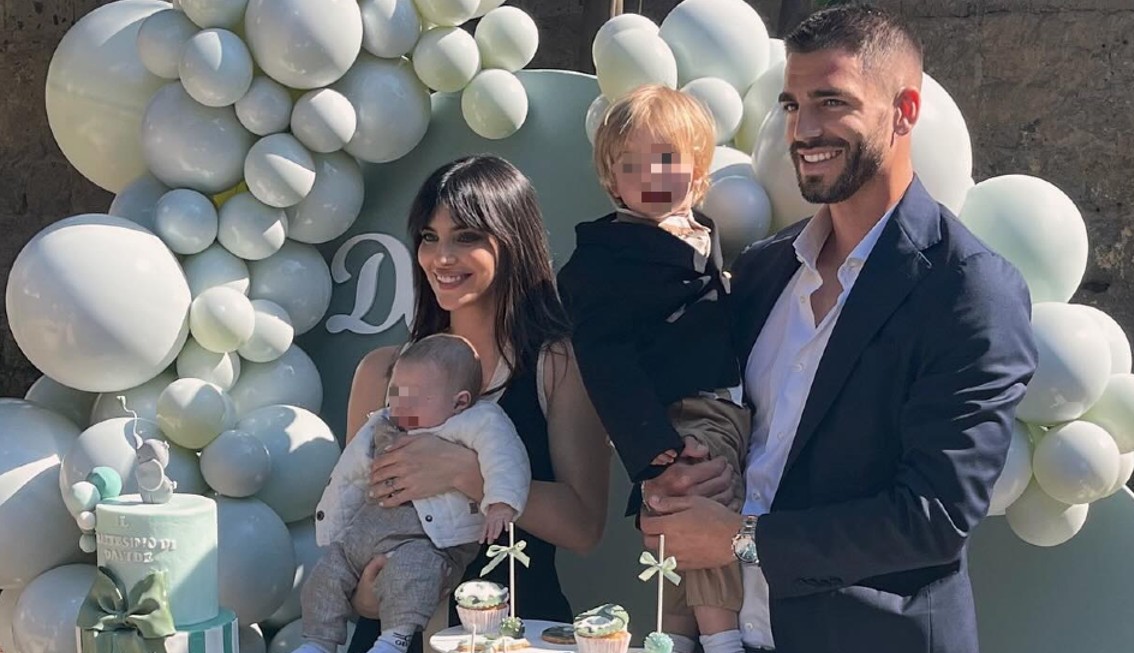 Nicole Mazzocato ha battezzato il figlio Davide nato lo scorso febbraio ...