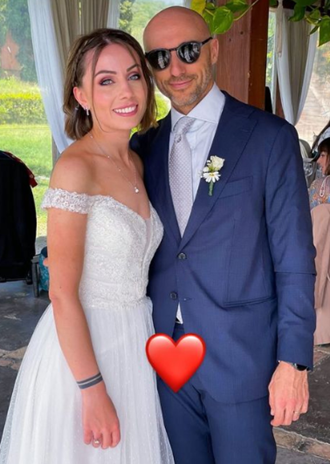 Le immagini di Eleonora Giorgi alle nozze del figlio poche settimane dopo l'intervento per il ...