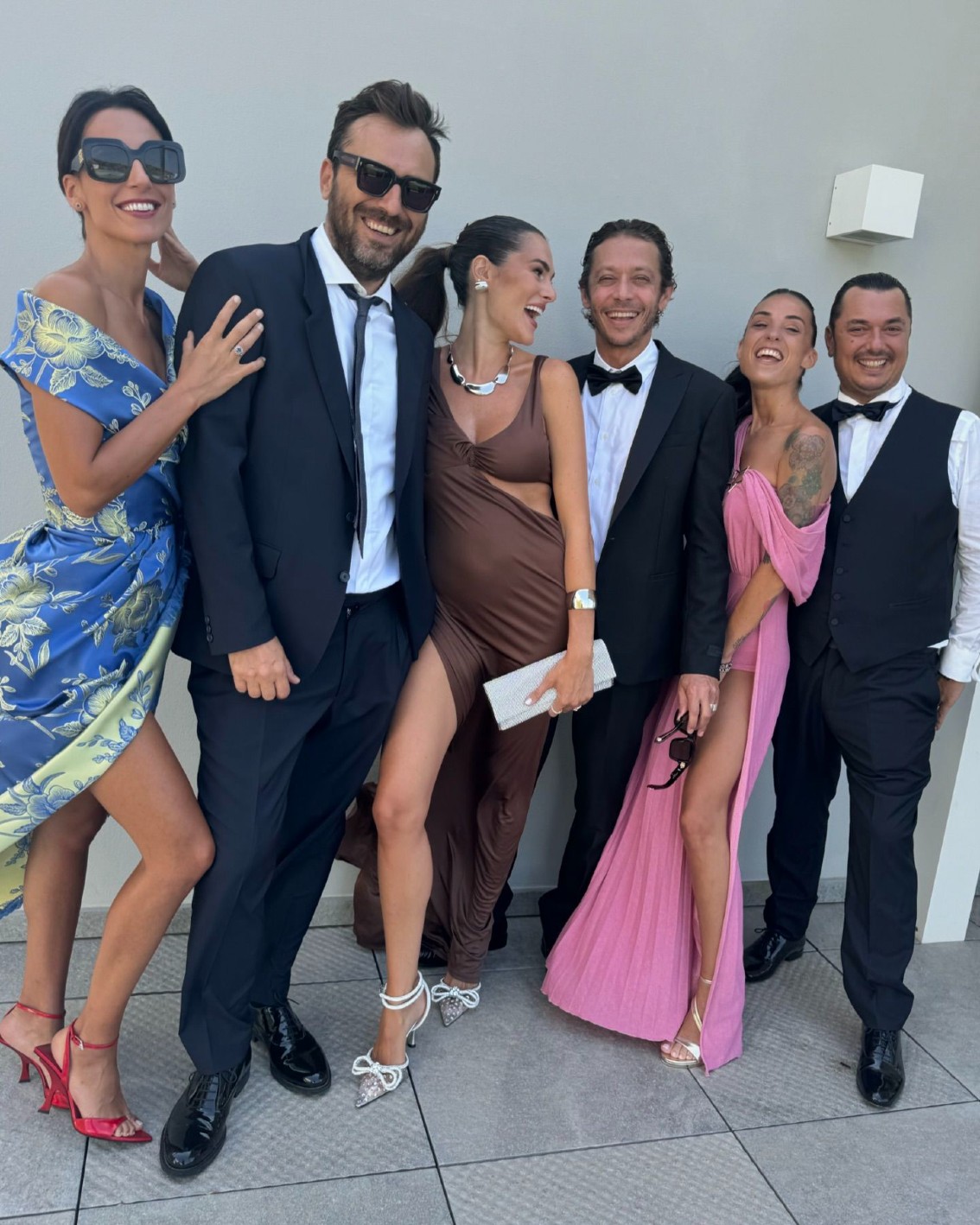 Cesare Cremonini con la fidanzata giornalista del Tg1 Giorgia ...