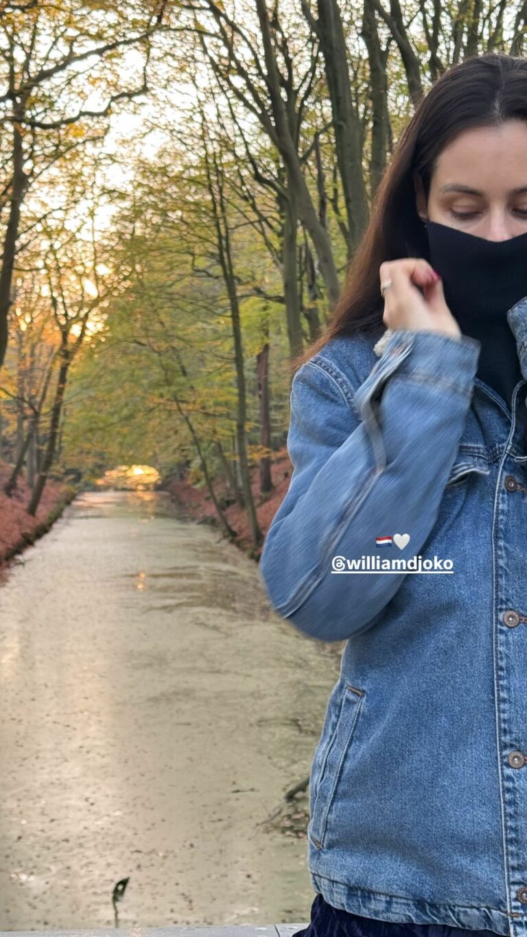 Marica Pellegrinelli porta per la prima volta la figlia neonata nel Paese del compagno William ...