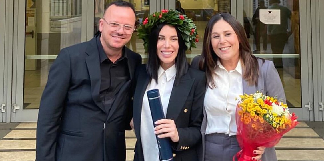 Gigi D’Alessio con l’ex moglie Carmela Barbato alla terza laurea della ...