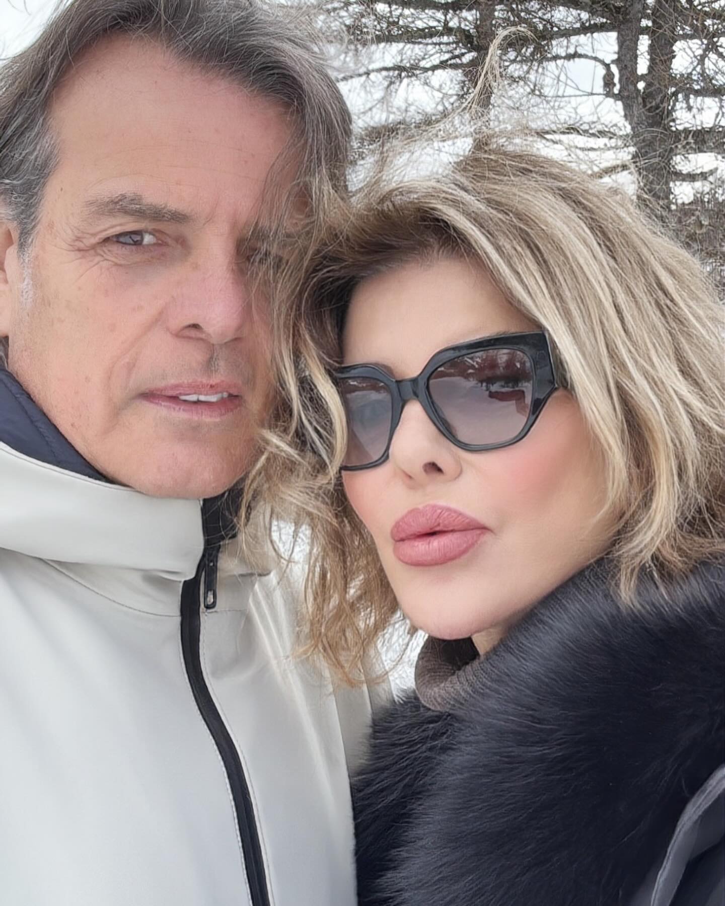 Alba Parietti, la prima foto insieme al compagno Fabio dopo il ...