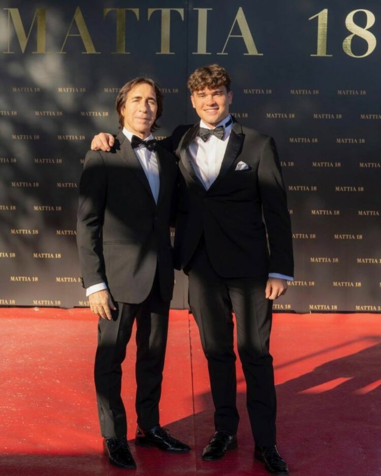 Il figlio di Federica Panicucci e Mario Fargetta compie 18 anni! Mega ...