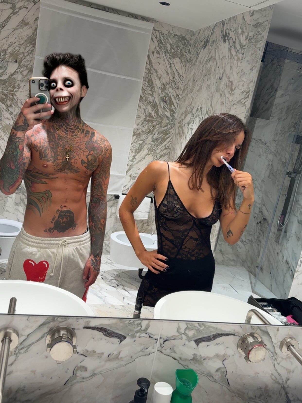 Fedez ufficializza l’amore con la giovane Giulia Honegger con questo nuovo scatto social di un ...