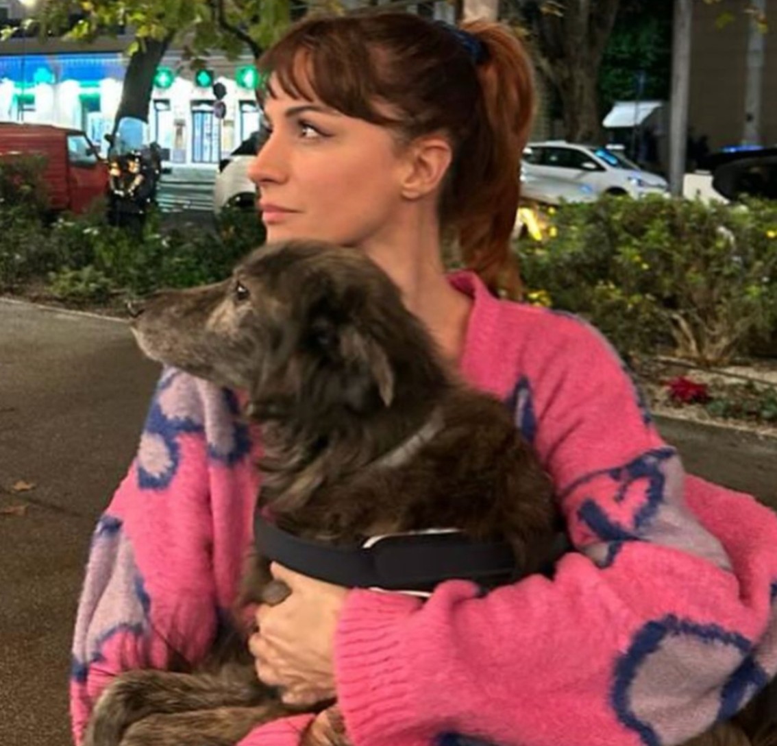 ''Il mio nucleo familiare è composto da me e Spilla'': Andrea Delogu ...