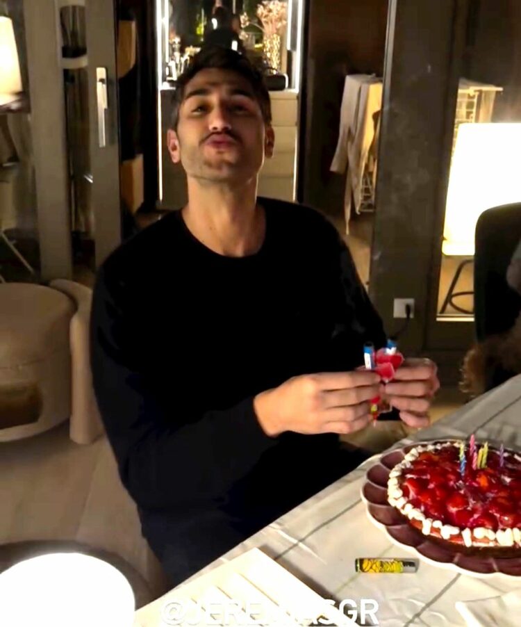 Belen e Cecilia Rodriguez si ritrovano ancora insieme per i 37 anni del ...