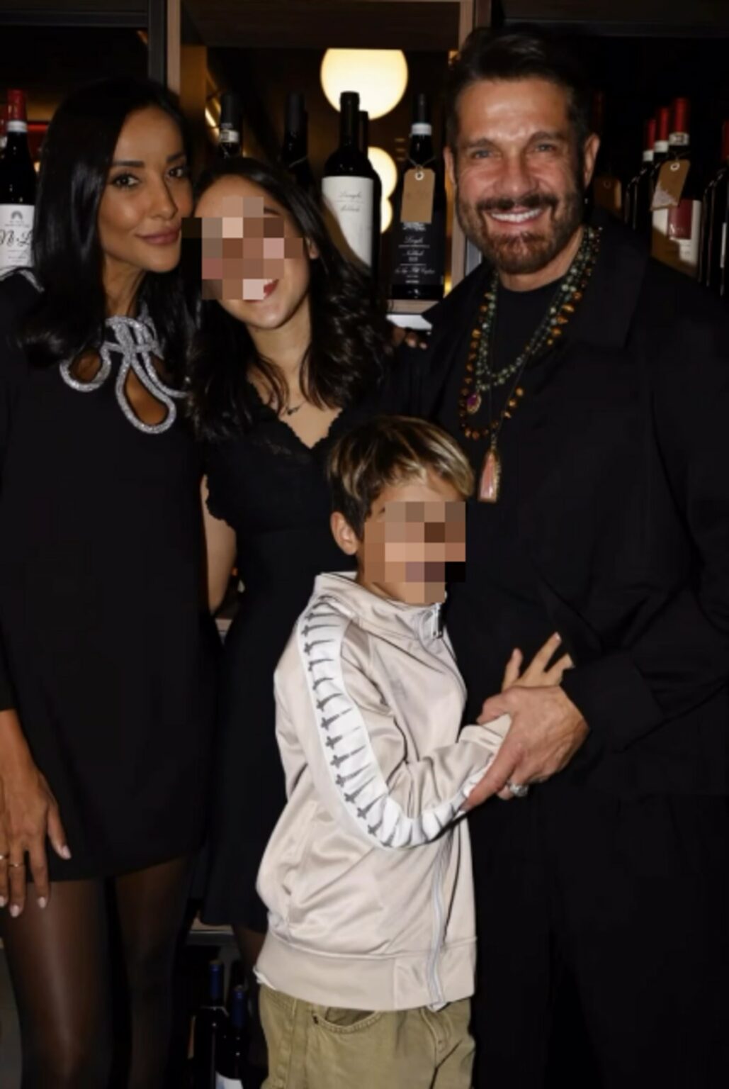 Edoardo Stoppa compie 56 anni e festeggia con un party a Milano ...