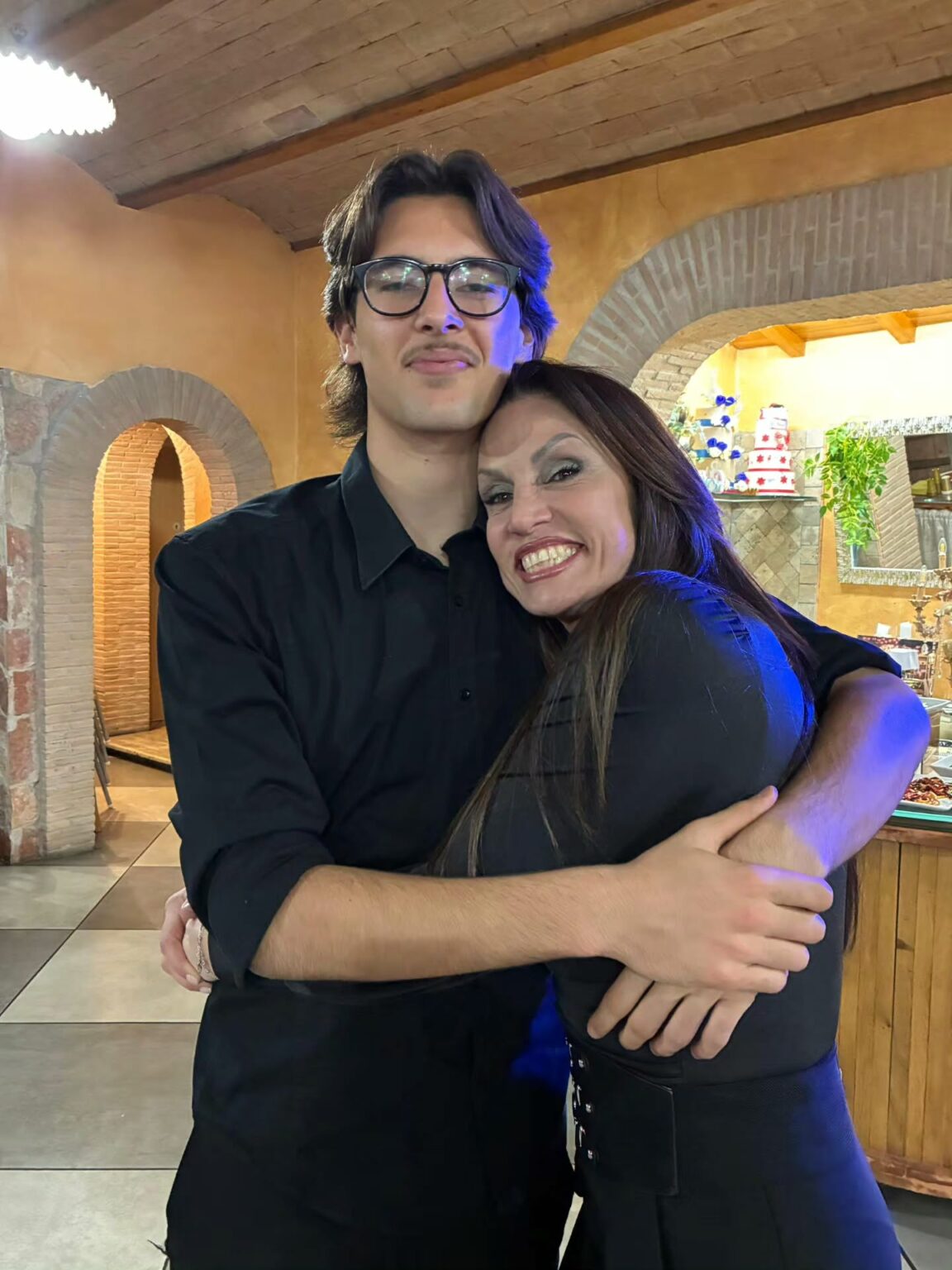 ''Ma che bel ragazzo'': il figlio di Annalisa Minetti compie 18 anni ...