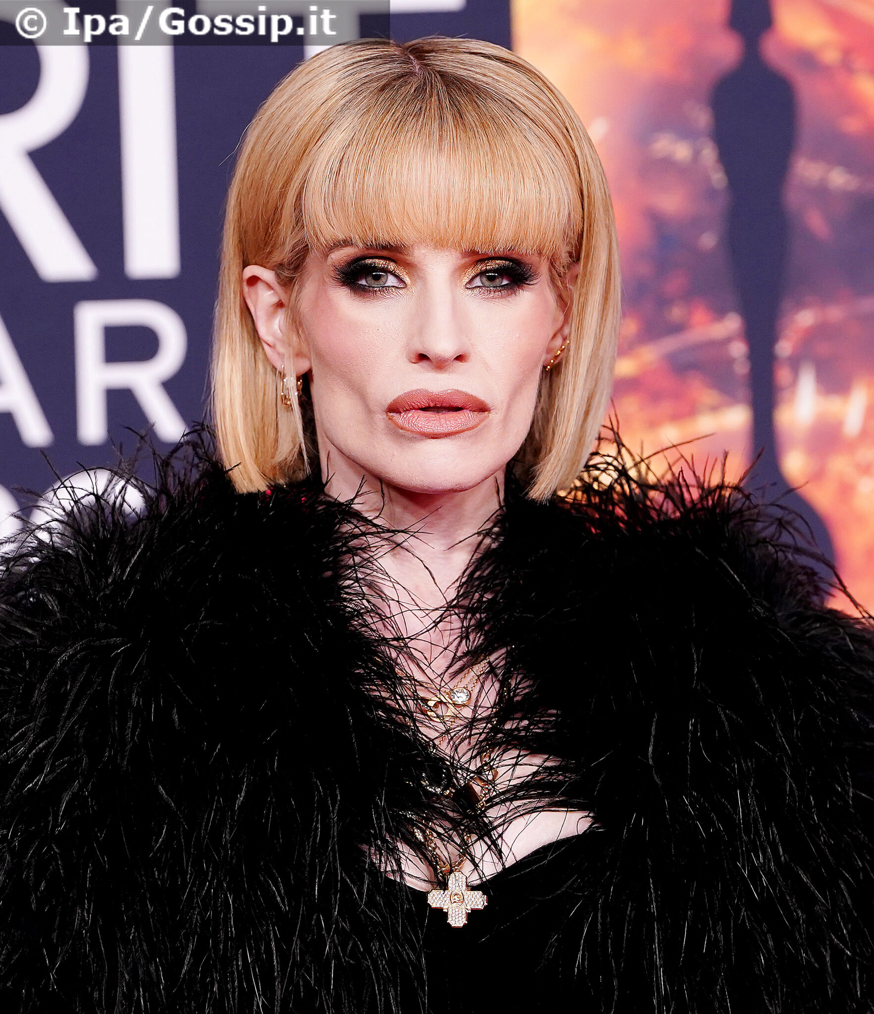 ''Sto passando il periodo più duro della mia vita'': Kelly Osbourne ...