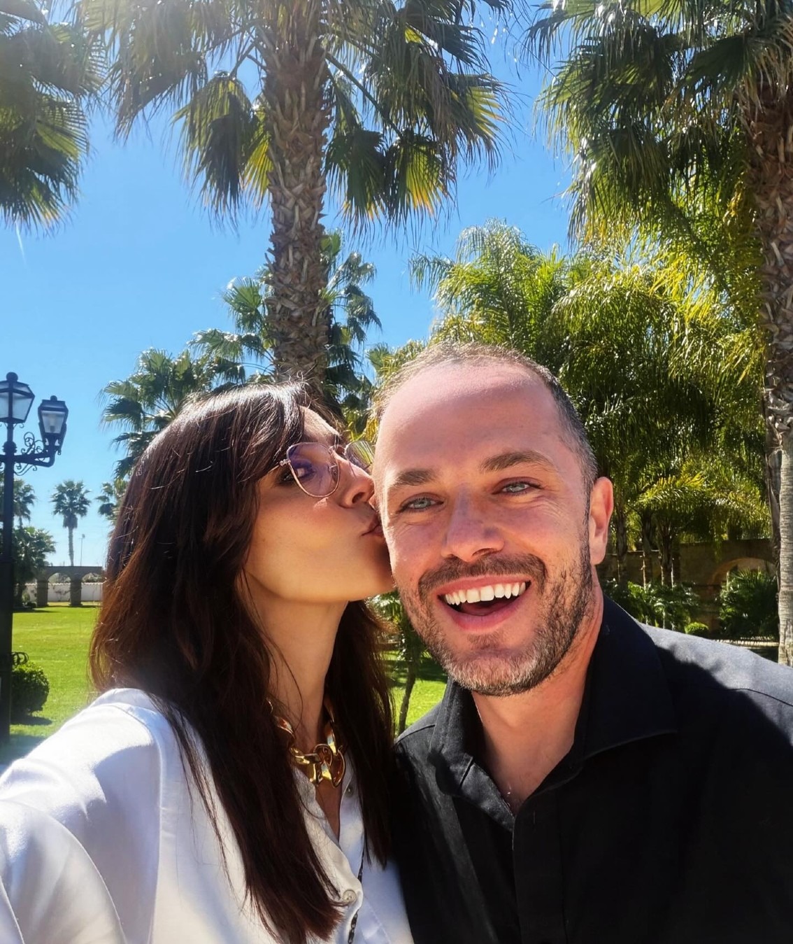 ''Sei tanto bello'': nuova foto a due per Ambra Angiolini e Pico ...